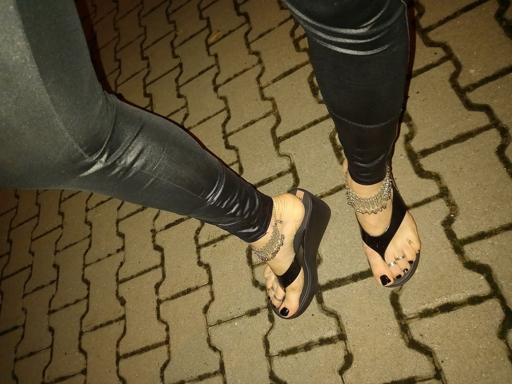 Sexy Feet And Latex Flip Flops 35 Pics Xhamster 8435