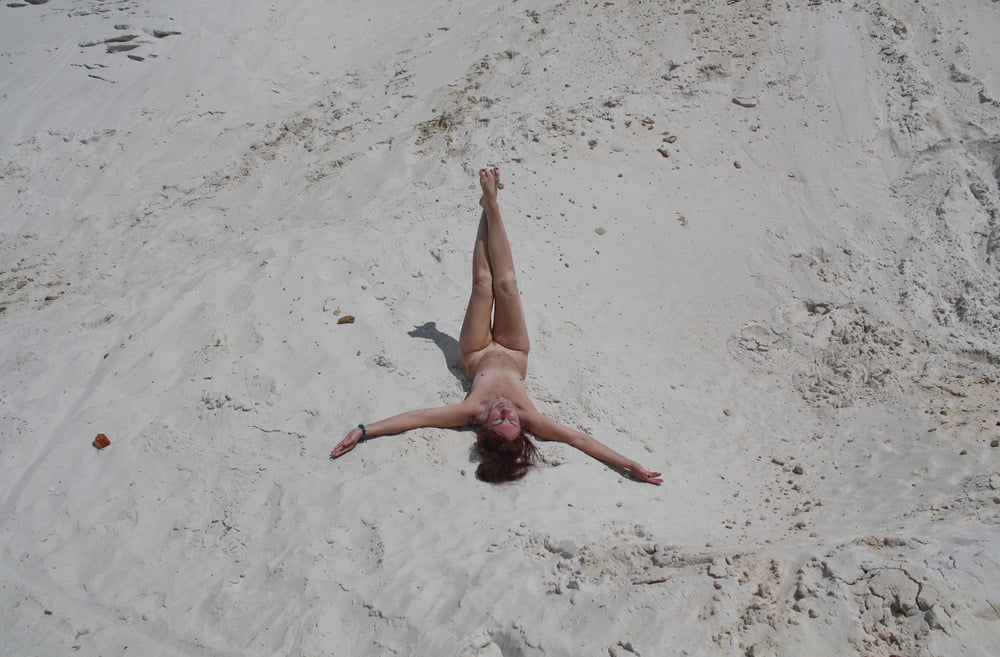 Naked On White Sand 44 Pics Xhamster
